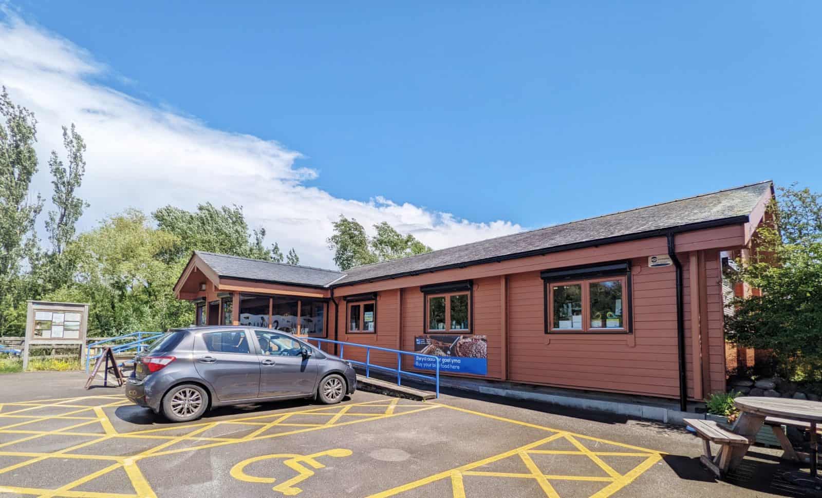 Identifying Summer Birds in Snowdonia National Park – Field Studies Council